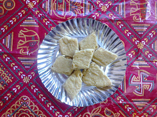 Art Corner: Khuskhushit Maisur Pak Receipe